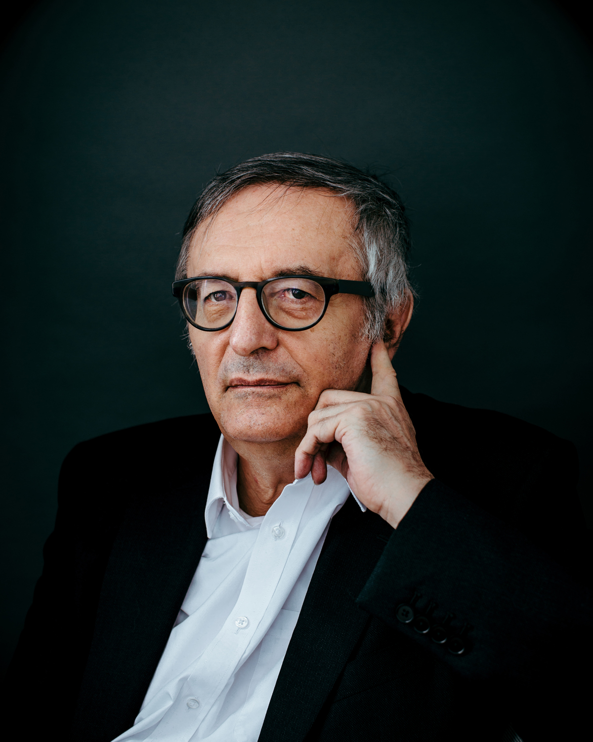 PORTRAITS 1 | Sophia Spring